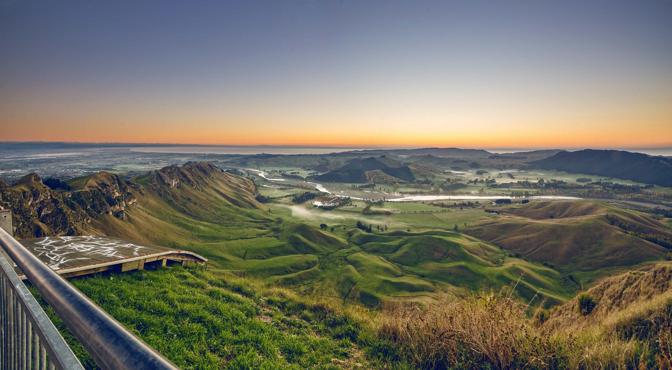 Te Puke: Kiwifruit Capital and Outdoor Adventures